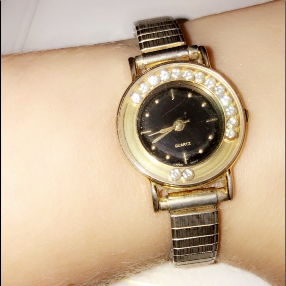 Vintage Avon Quartz Floating Diamond Watch - Gem